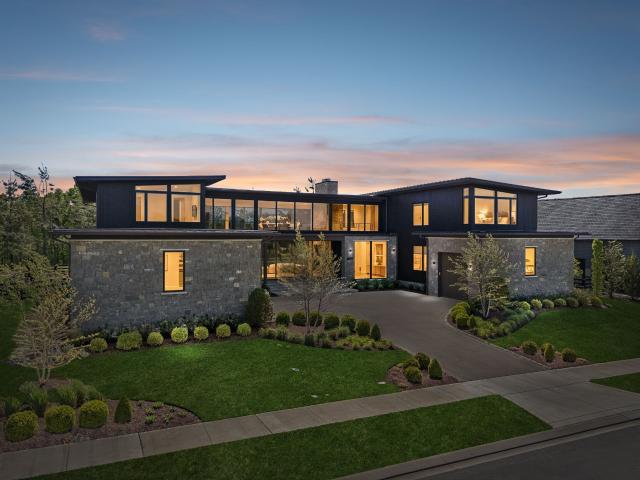8005 Backwoods Dr