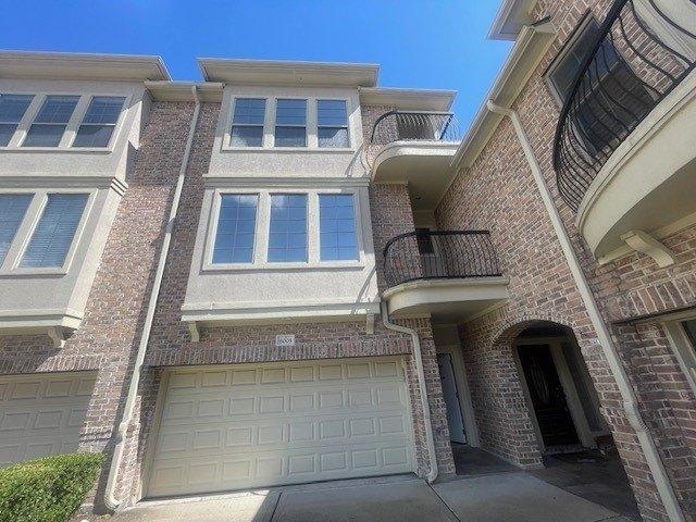 8005 Creede Dr, Houston, TX 77040