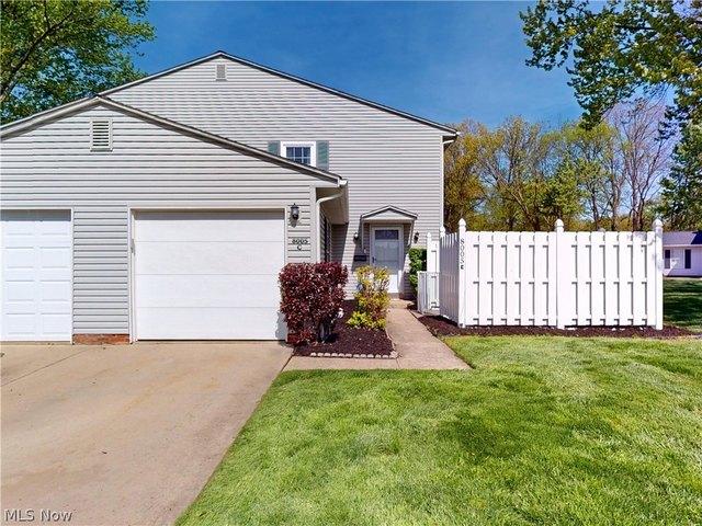 8005 Independence Dr Apt C, Mentor, OH 44060