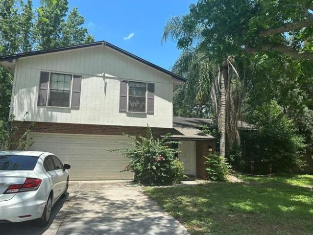 8005 Laurel Tree Dr, Orlando, FL 32819