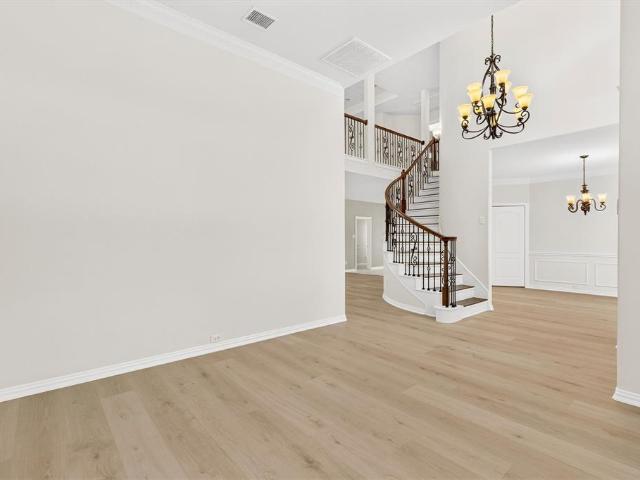8005 Strecker Lane