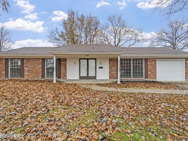 8005 Troutwood Ct, Louisville, KY 40291