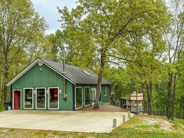 8006 McGur Rd, Guysville, OH 45735