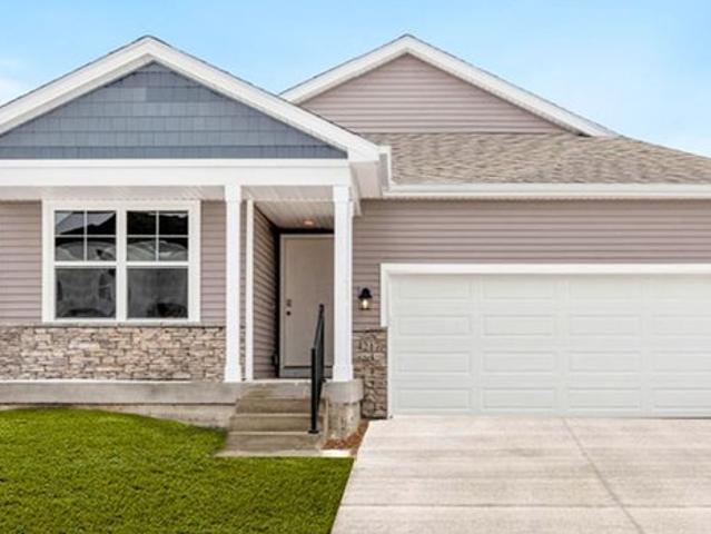 8006 N 113th Ave, Omaha, NE 68142
