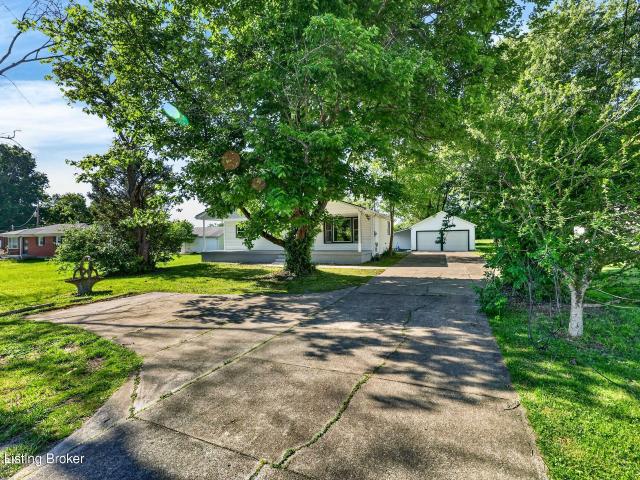 8006 Glaser Ln