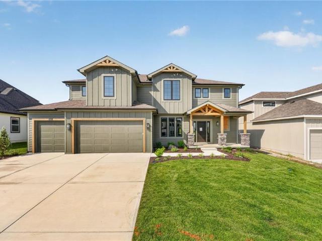 8007 NE 77th Street