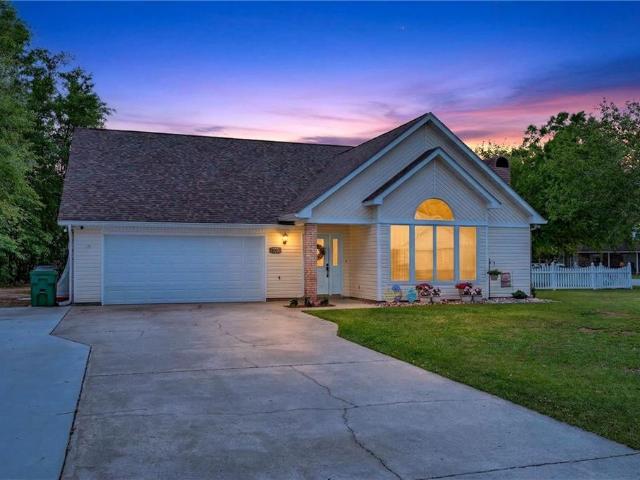 8007 Fishhook Lane