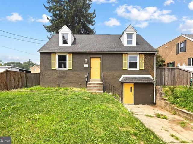 8008 Algon Ave, Philadelphia, PA 19152