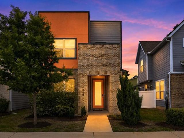 8009 Mellencamp Dr Unit 212, Austin, TX 78744