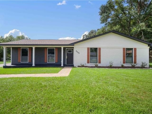 8009 Grand Oaks Dr, Theodore, AL 36582