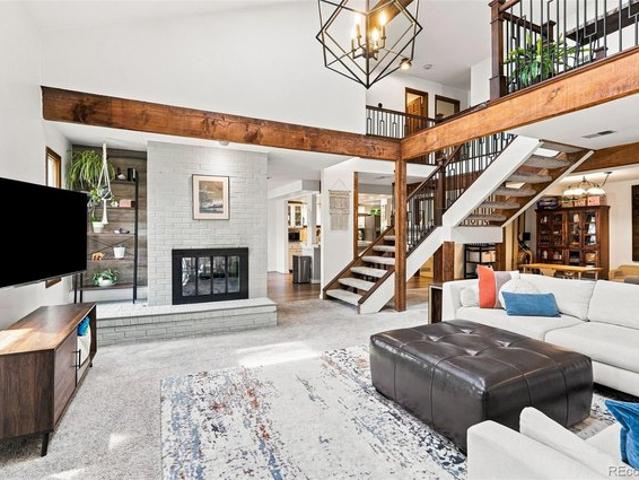 8009 S Niagara Way, Englewood, CO 80112