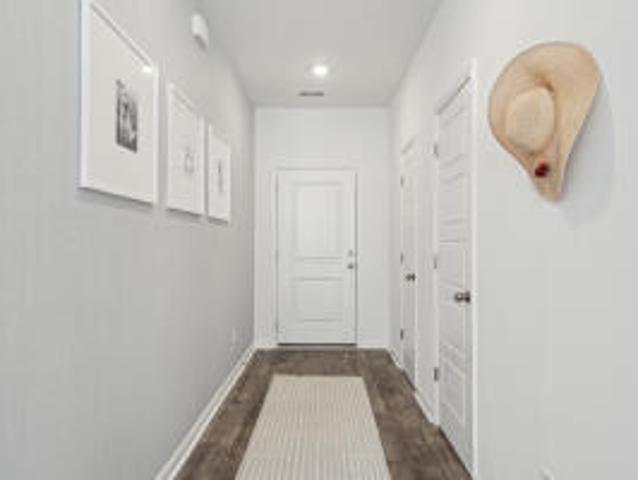 8009 Triggerfish Way
