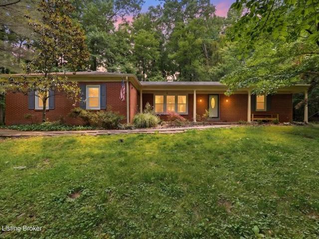 8000 Manslick Rd, Louisville, KY 40214