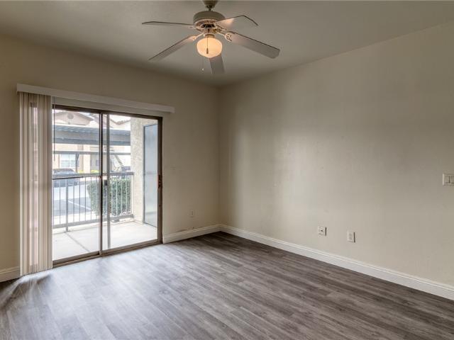8000 BADURA Avenue 1137
