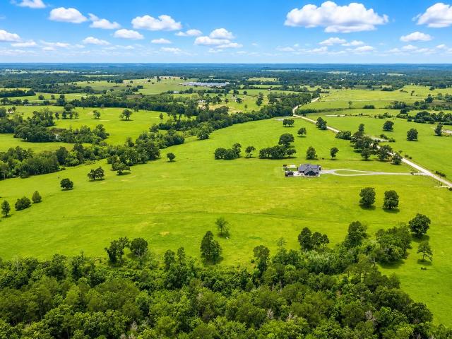 8000 E County Road 212