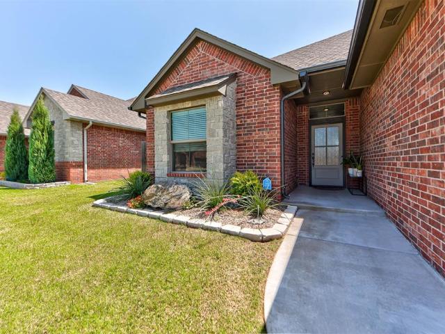 8000 Lillas Way