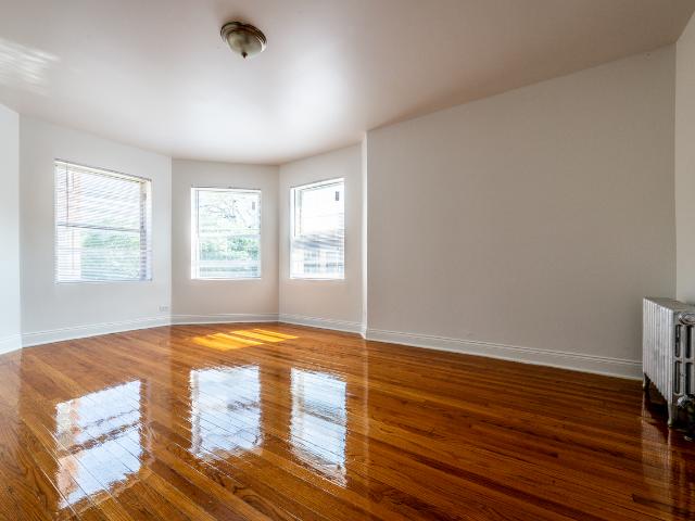 8000 S Maryland 1 Bedroom Apartment for Rent at 8000 S Maryland Ave, Chicago, IL 60619 Chatham