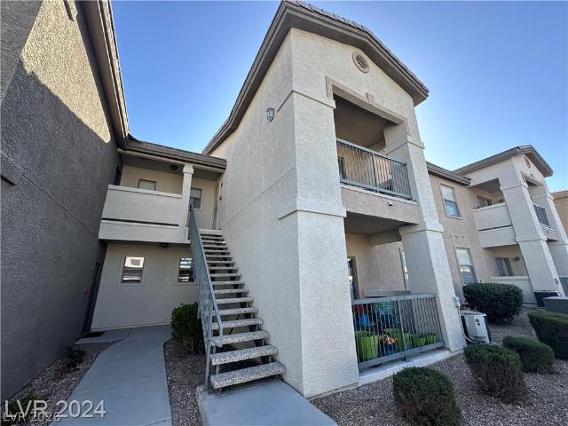 8000 W Badura Avenue 2138
