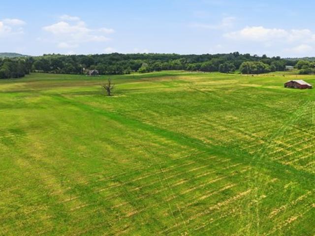 8001 Cainsville Rd, Lebanon, TN 37090