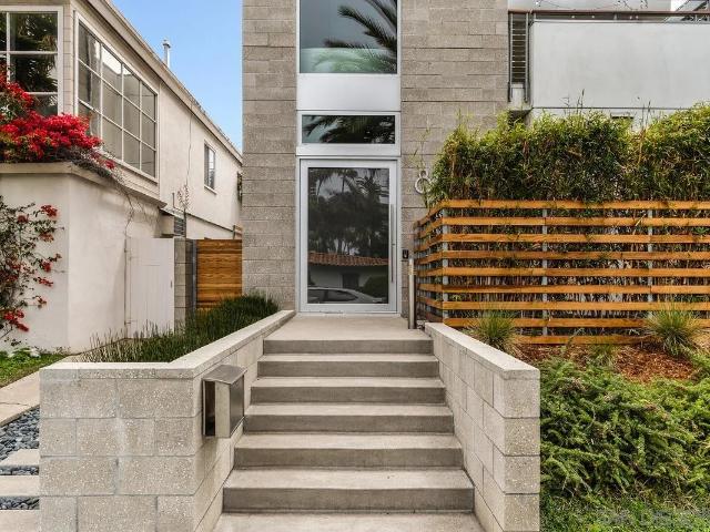 8001 Calle De La Plata, La Jolla, CA 92037 | MLS #260016