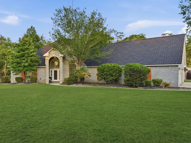 8001 Hills Parkway