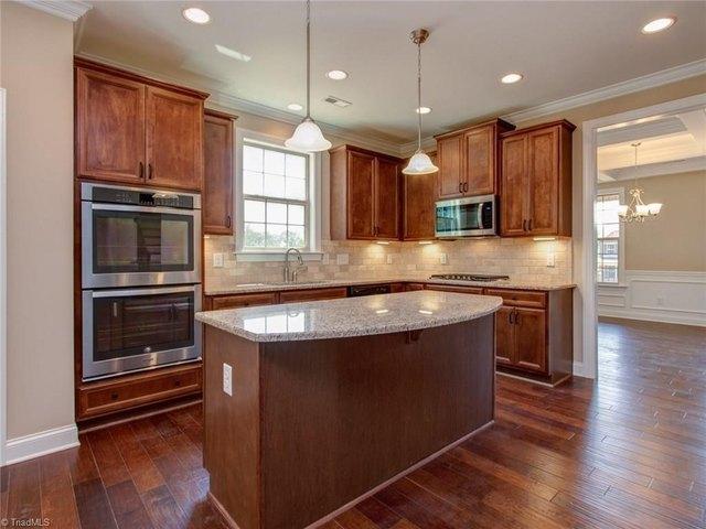 8001 Laffin Ct, Stokesdale, NC 27357