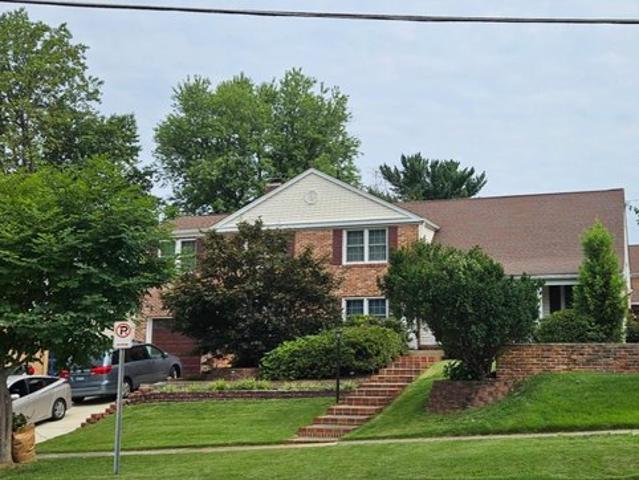 8001 Postoak Rd, Potomac, MD 20854