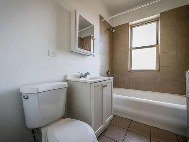 8001 S Ellis Ave, Chicago, IL 60619