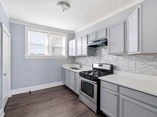 8001 South Emerald Avenue 2 Bedroom Apartment for Rent at 8001 S Emerald Ave, Chicago, IL 60620 Auburn Gresham