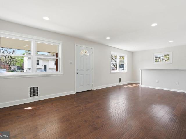 8001 W End Dr, Baltimore, MD 21226 | MLS #MDAA2142