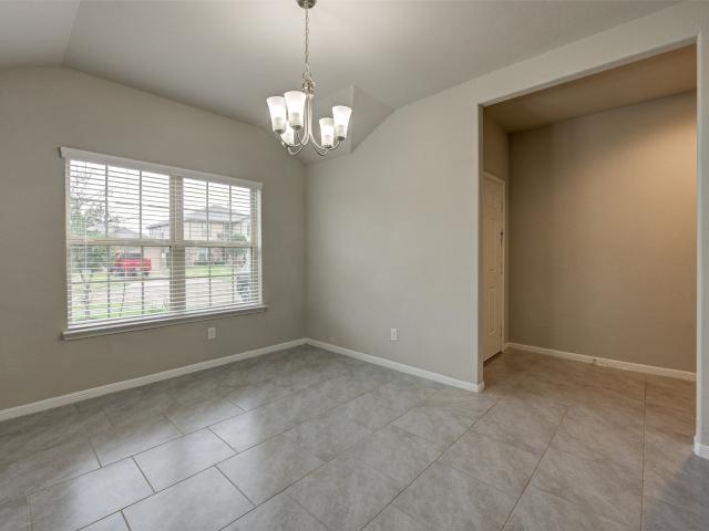 8002 Carillon Way