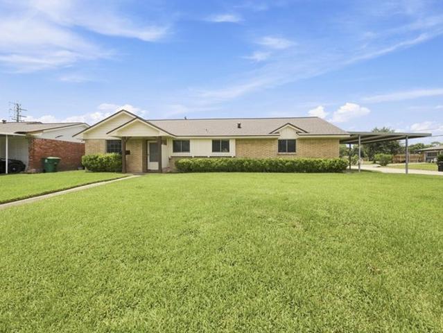 8002 Delwin St, Houston, TX 77034