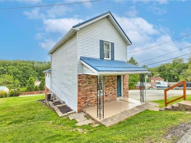 8002 Hayward St, Wendel, PA 15691