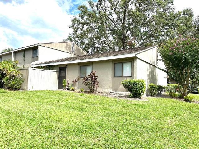 8002 Hibiscus Dr, Unit 8002, Temple Terrace, FL 33637 | MLS #TB8411 | Compass