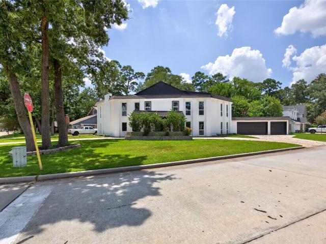 8002 Lichen Lane