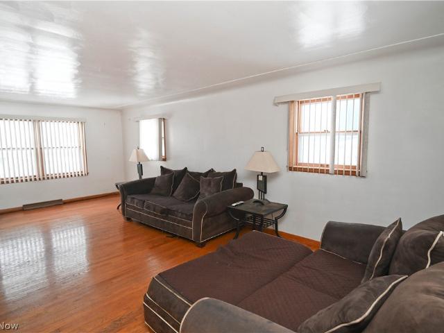 8002 Sigle Lane