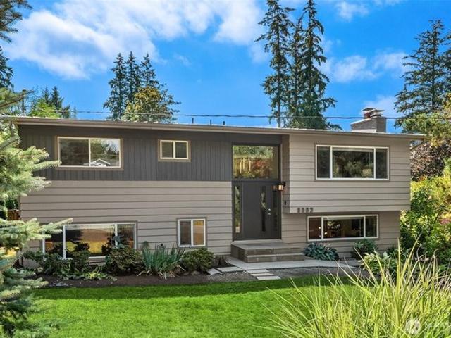 8003 NE 128th St, Kirkland, WA 98034