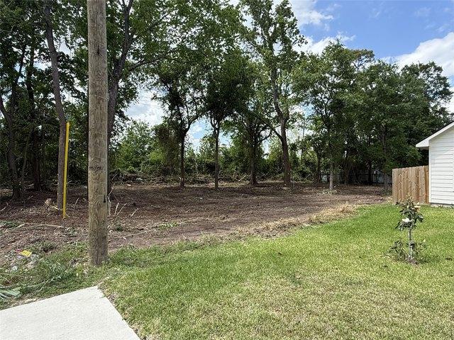 8003 Bigwood St, Houston, TX 77078