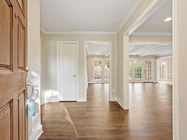 8003 Twin Hills Dr, Houston, TX 77071 | MLS #40480 | Compass