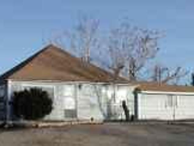 $800 / 3br Nice Home Just Renovated New Carpet & Paint Too! Central Location in Fallon map