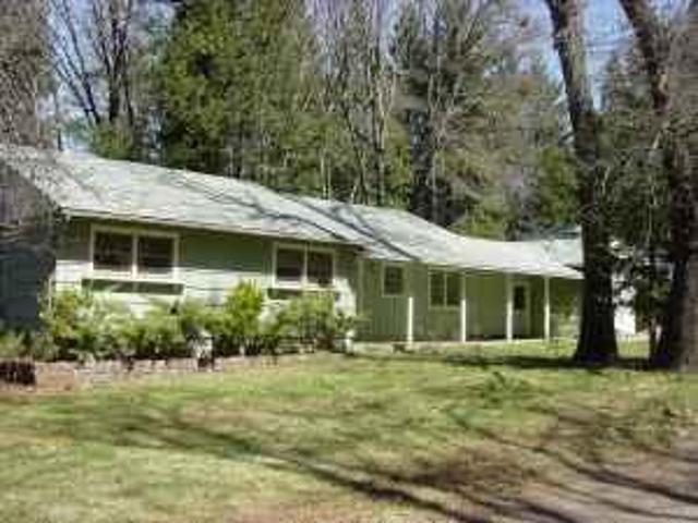 $800 / 3br house with river access for rent north dunsmuir map