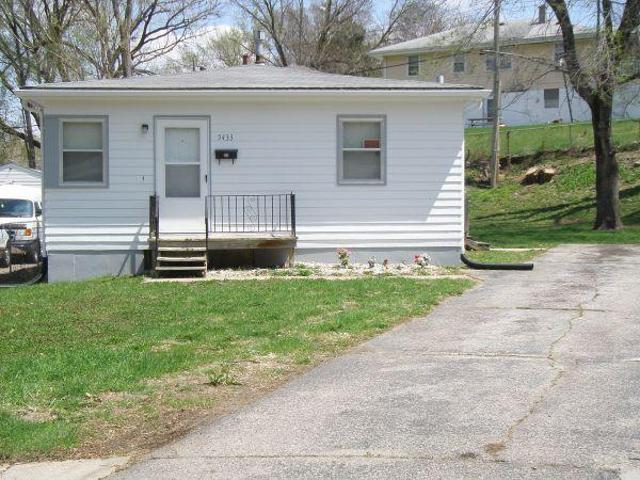 $800 / 3br 1200ft² Spacious NE Omaha Home 5433 N. 45th Avenue map