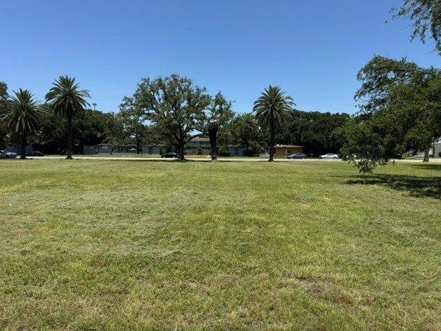 800 3rd Ave N, Texas City, TX 77590