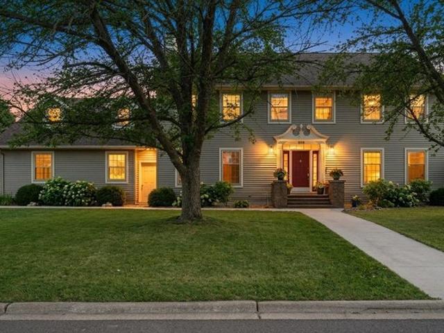 800 27th St SW, Austin, MN 55912
