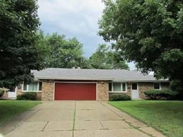 $800 / 2br 1300ft² Nice, Spacious 2BD NW Rockford map