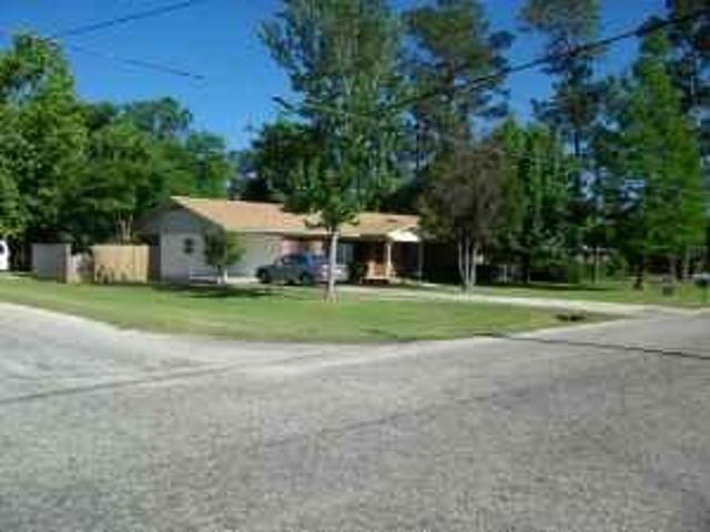 $800 / 4br BEAUTIFUL BRICK HOME ATMORE, AL map