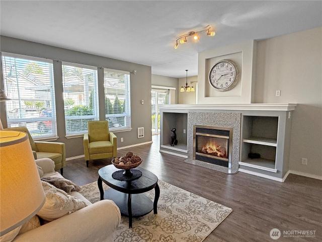 800 96th Avenue NE # i 102