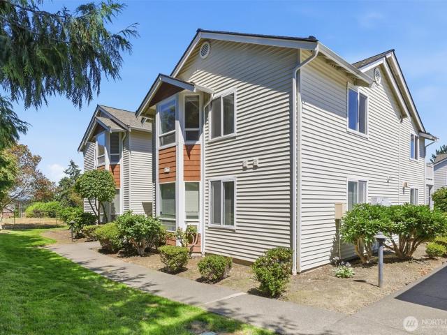 800 96th Avenue NE # J202