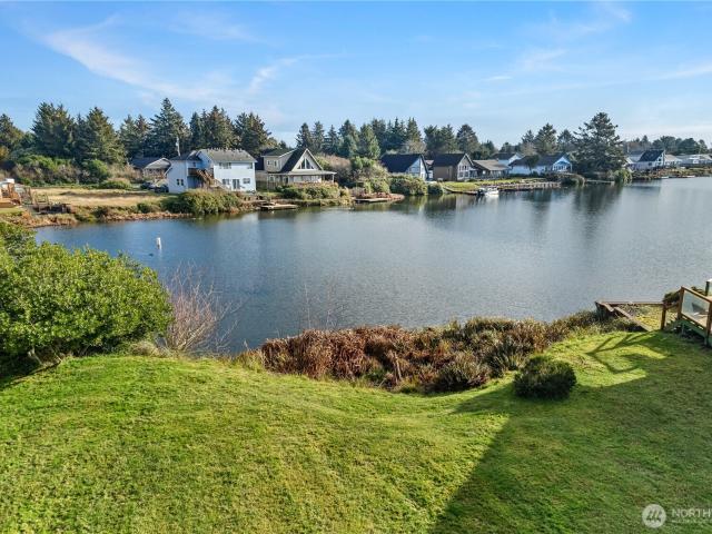 800 Cod Ct SW, Ocean Shores, WA 98569 | MLS #2496