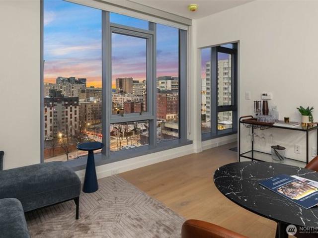800 Columbia St Unit 1612, Seattle, WA 98104